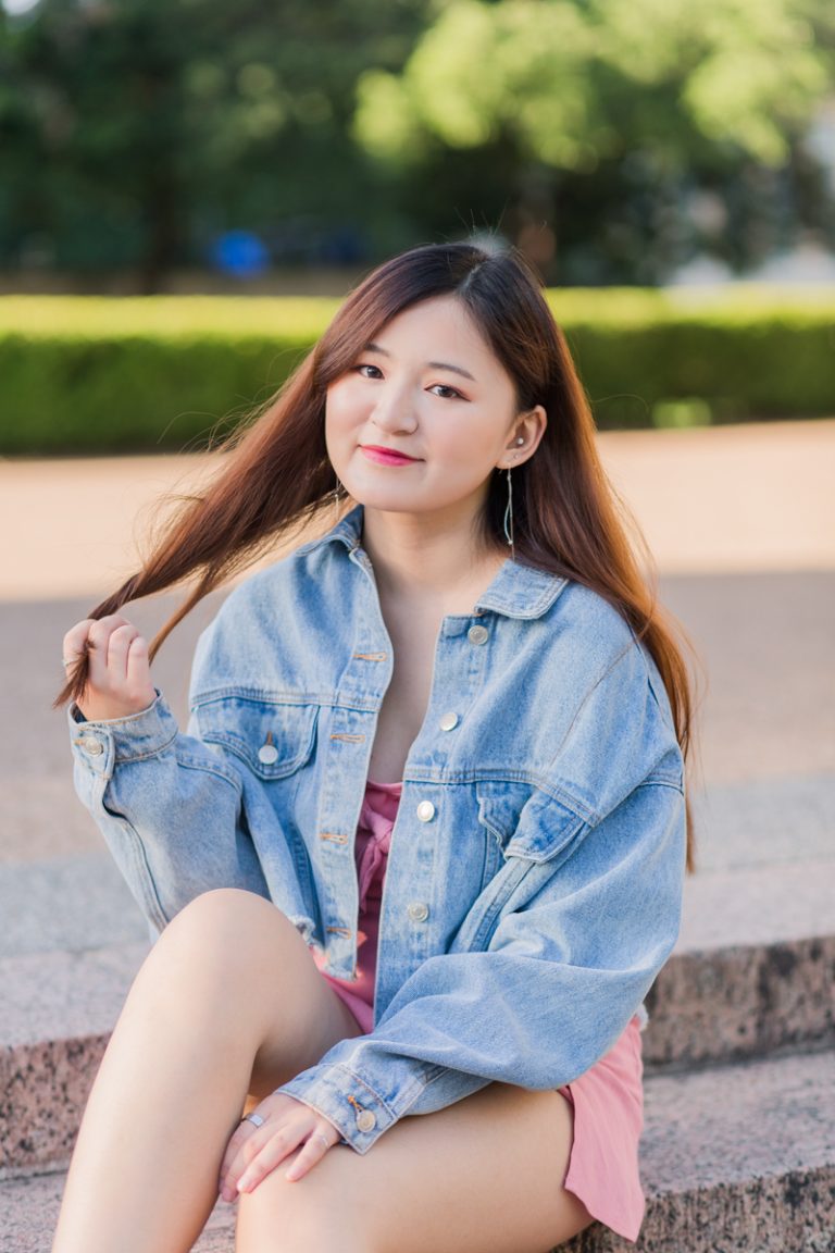 Tiffany's UT Senior Photos with her Friends! - www ...