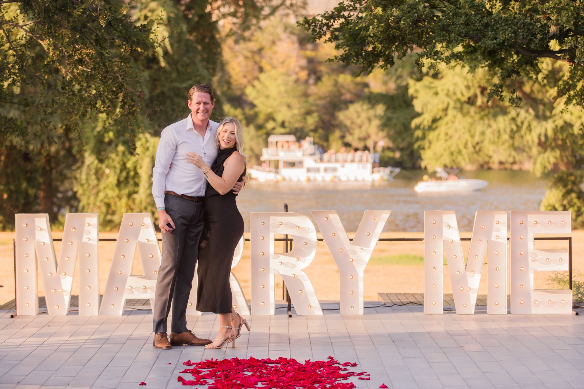 Romantic Proposal with Large Marry Me Sign | Ross & Holly - www ...