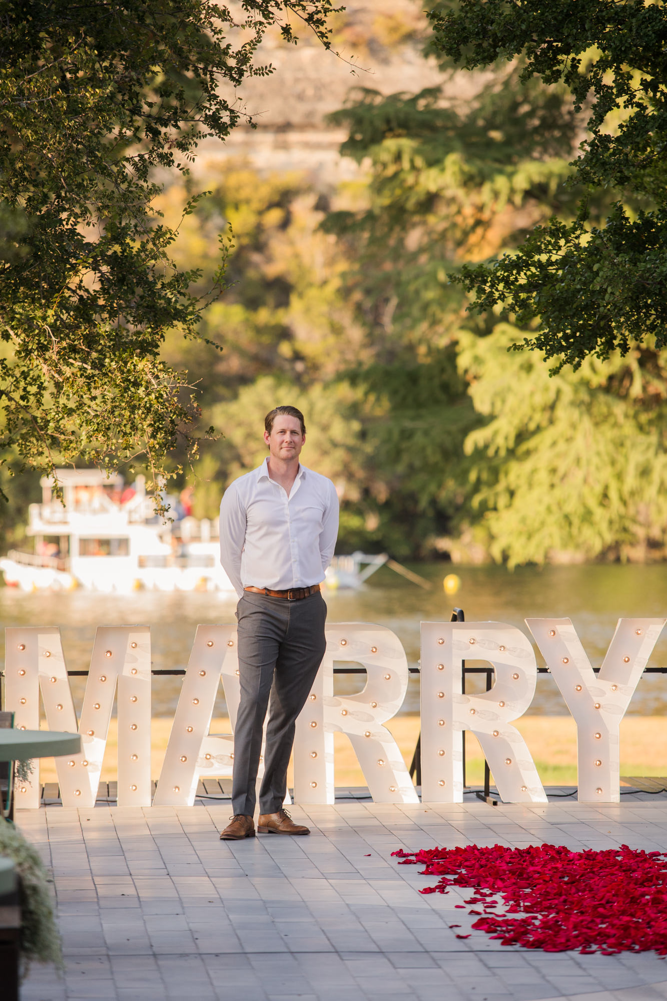 Romantic Proposal with Large Marry Me Sign | Ross & Holly - www ...