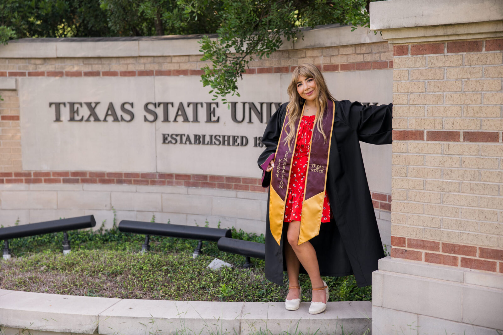 Texas State University + Meadows Center Grad Photos | Gabriella - www ...