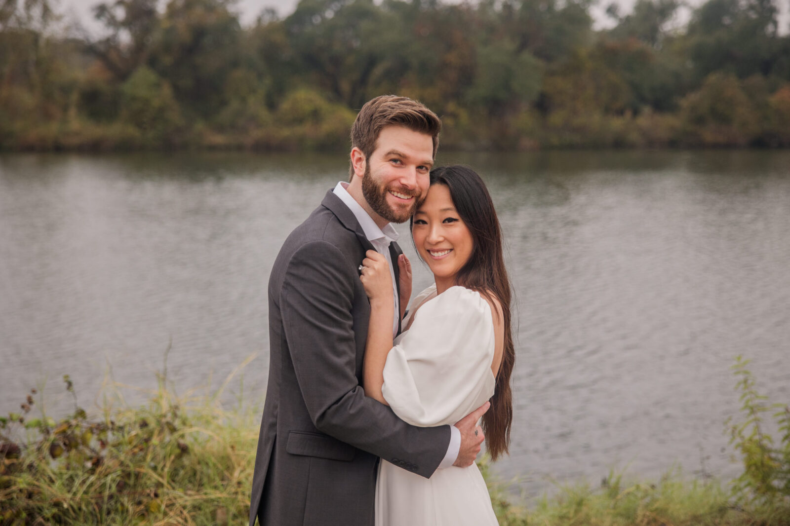 Romantic Post-Wedding Photos | Annalin & Spencer - www.laurengarrisonphotography.com
