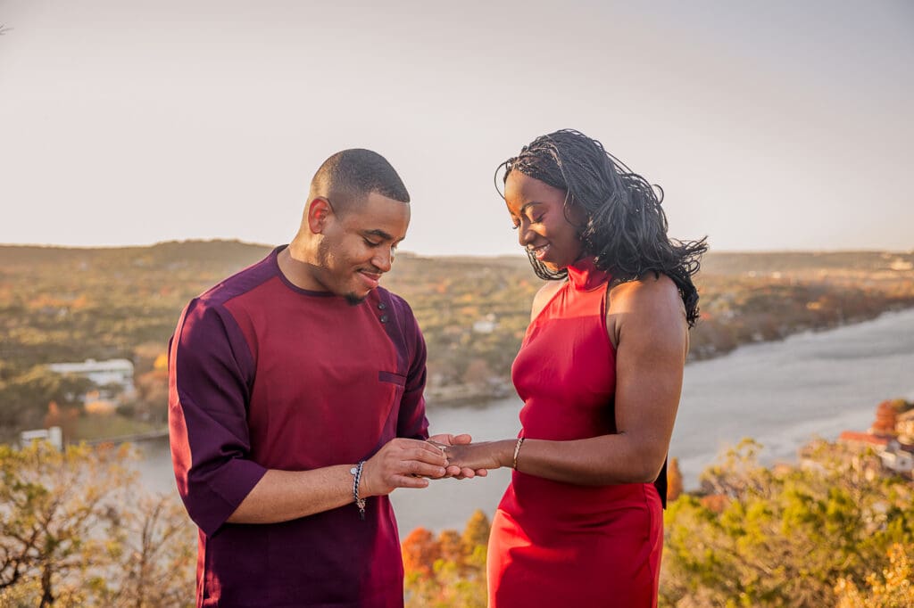 Winter Mount Bonnell Proposal | Bryan & Lois - www ...